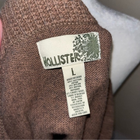 Hollister | Sweaters | Vintage Y2k Hollister 200s Cardigan Sweater ...